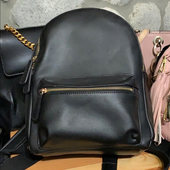 Forever 21 | Bags | Medium Size Black Backpack | Poshmark